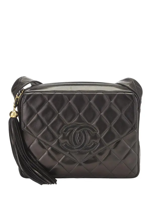 Chanel Quilted Lambskin Envelope Flap Shoulder Bag - Black