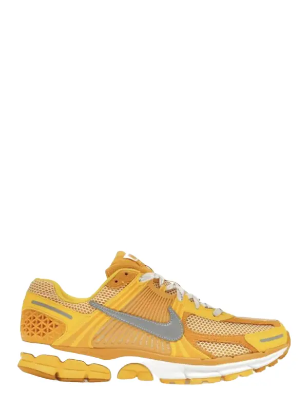 Nike Zoom Vomero 5 Sneakers - Yellow