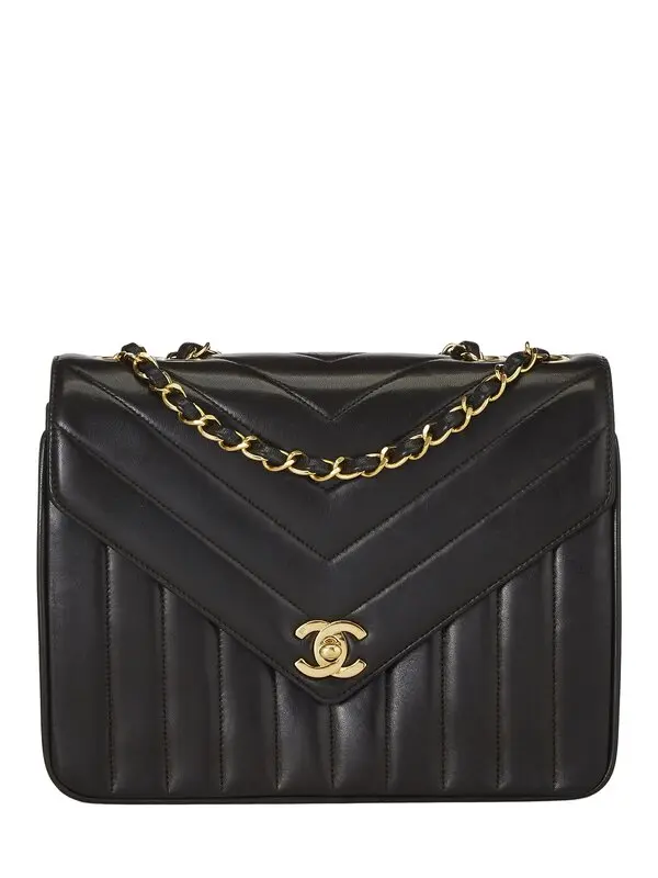 Chanel Chevron Lambskin Envelope Flap Bag - Black