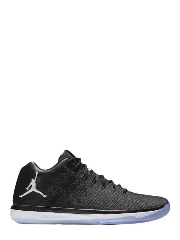 JORDAN 31 Low Sneakers - Black