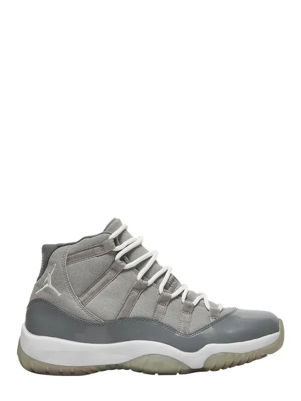 JORDAN Retro Sneakers - Grey