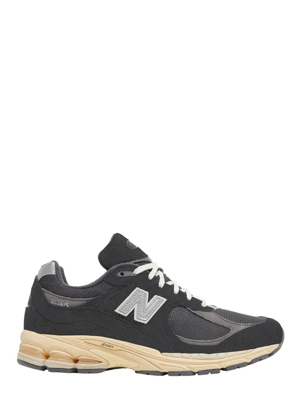 NEW BALANCE 2002r Sneakers - Black