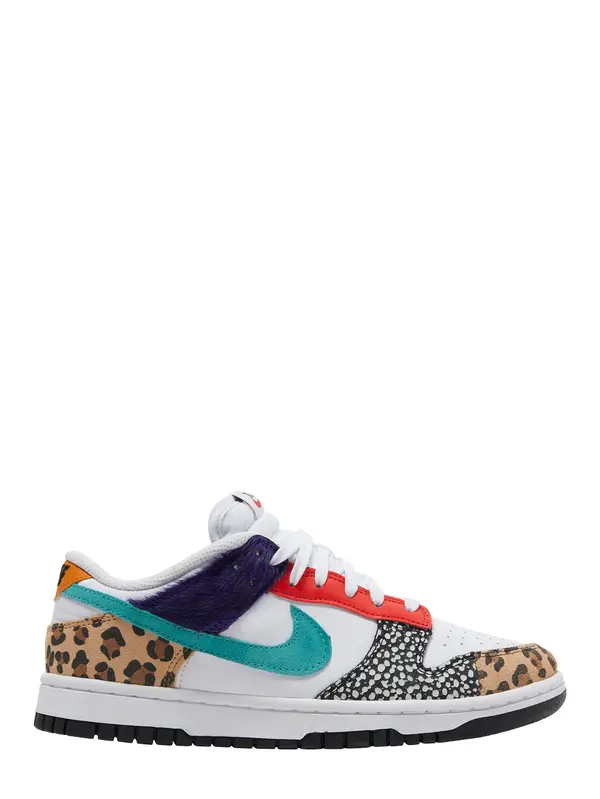 Nike Dunk Low Se 'safari Mix' Sneakers - White