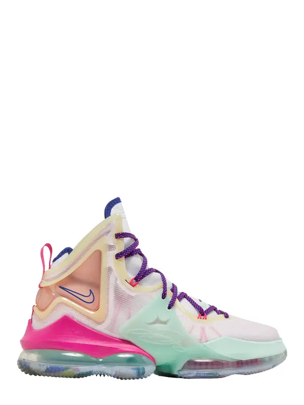 Nike Lebron 19 Ep Valentine's Day Sneakers - White