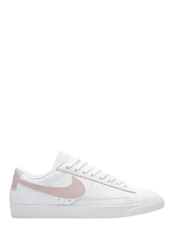 Nike Blazer Low Le Sneakers - White