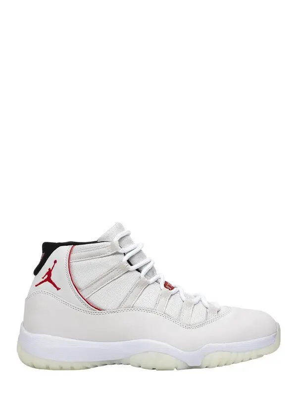 JORDAN Retro - White