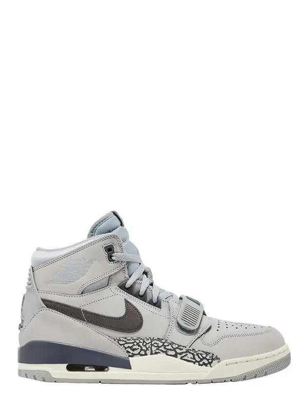 JORDAN Legacy 312 Sneakers - Grey