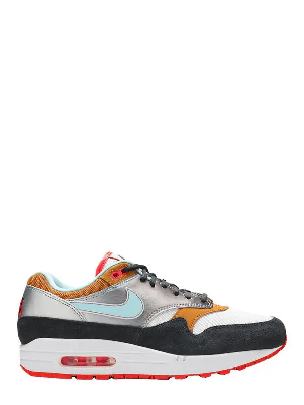Nike Max 1 'graffiti' Sneaker - White