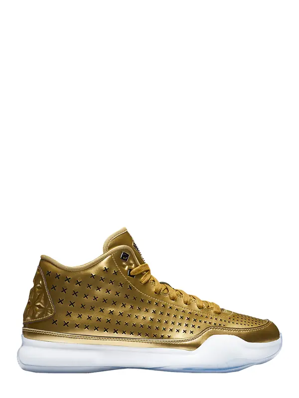 Nike Kobe Mid Ext Sneakers - Gold