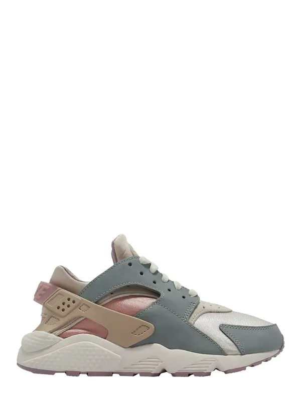 Nike Air Huarache 'one Mile Social Club' Sneakers - Green