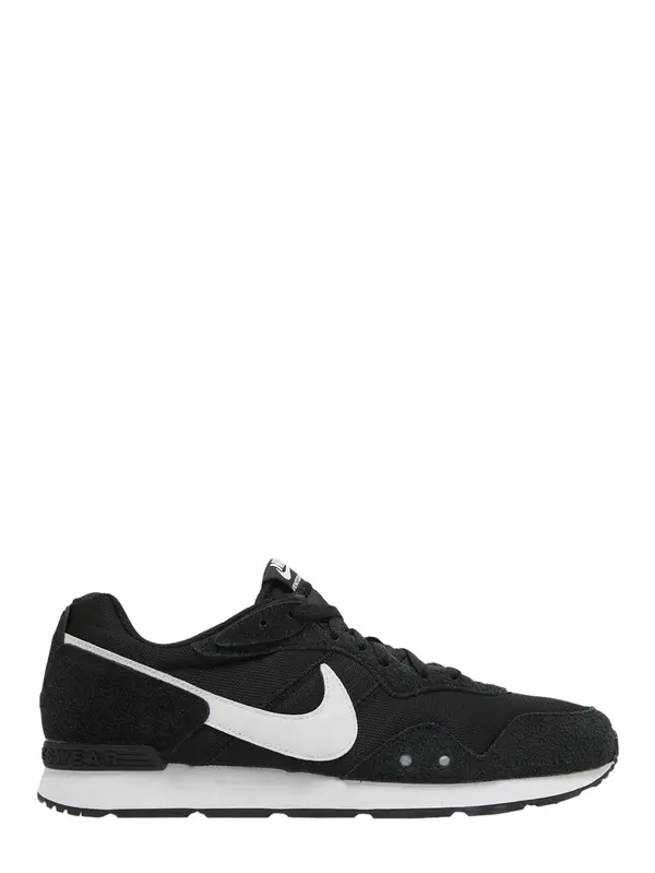 Nike Venture Runner Sneakers - Black