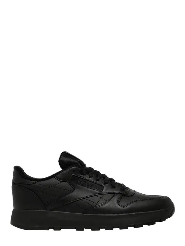 REEBOK Maison Margiela X Classic Leather Tabi - Black
