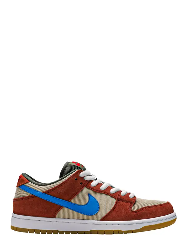 Nike Dunk Low Pro Sb Sneakers - Tan