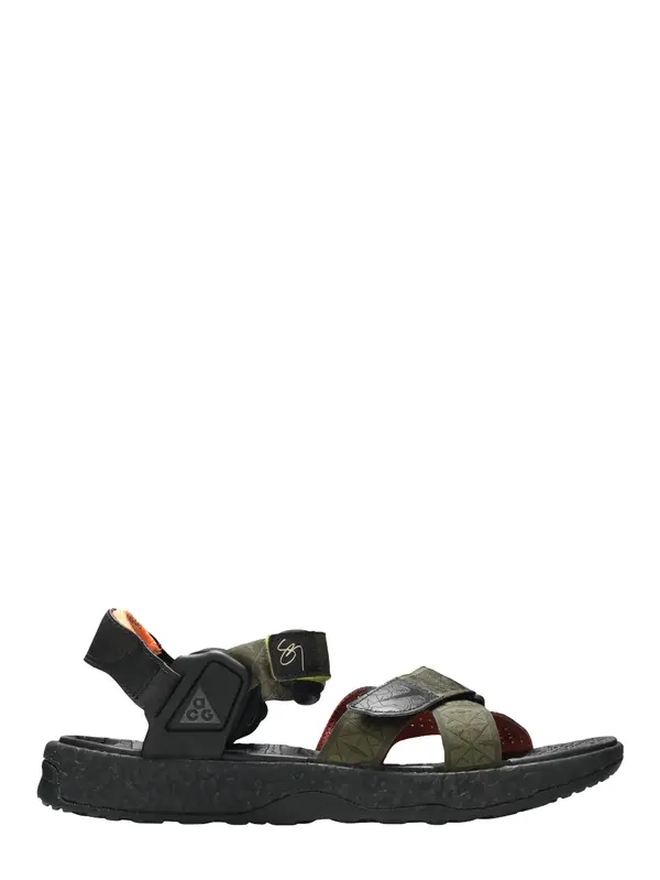 Nike Sig Zane X Acg Air Deschutz+ Sandals - Green