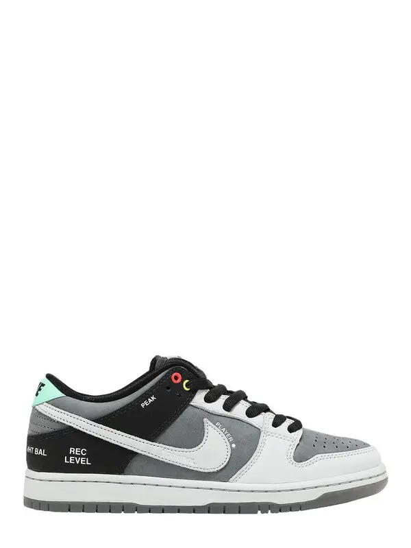 Nike Dunk Low Sb Camcorder Sneakers - Grey