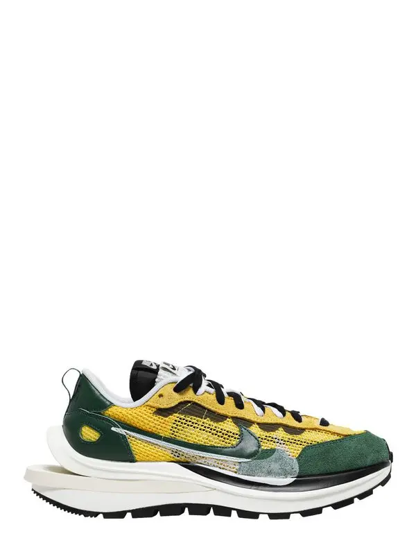 Nike Sacai X Vaporwaffle Sneakers - Yellow