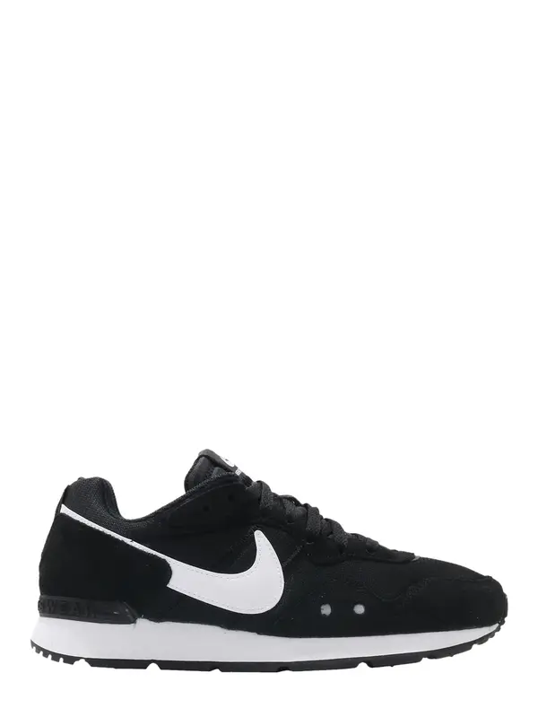 Nike Venture Runner Sneakers - Black