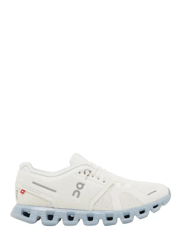 On Cloud Sneakers - White