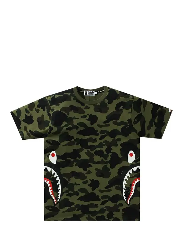 A BATHING APE 1st Camo Side Shark Tee - Green
