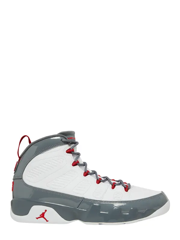 JORDAN Retro Sneakers - Grey