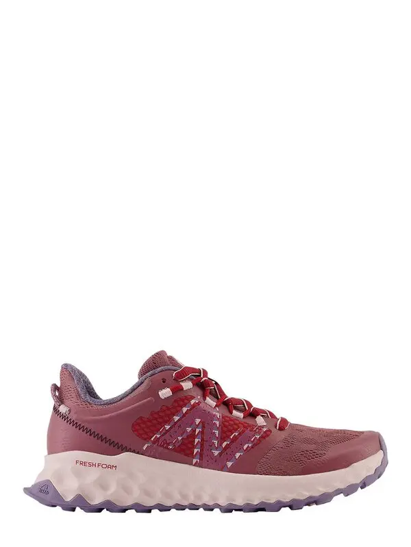 NEW BALANCE Fresh Foam Garoé Sneakers - Red