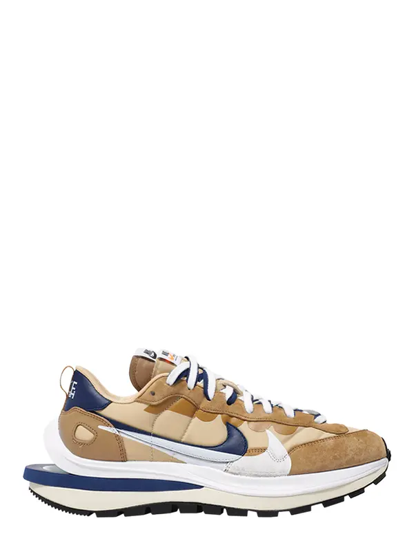 Nike Sacai X Vaporwaffle Sneakers - Tan