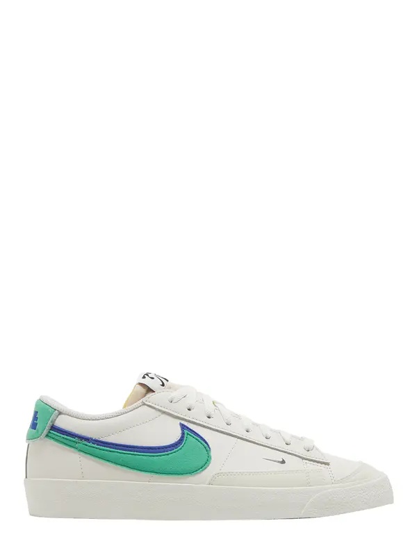 Nike Blazer Low '77 Se Double Swoosh Sneakers - White