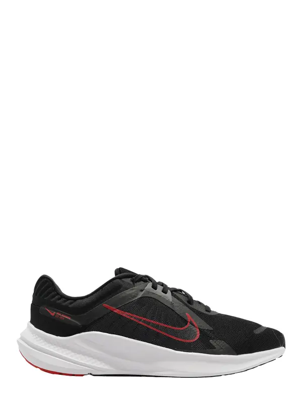 Nike Quest 5 - Black
