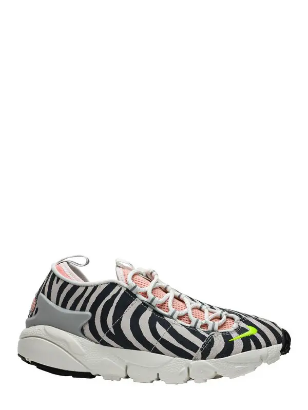 Nike Footscape Sneakers - White