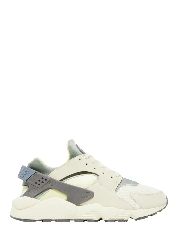 Nike Air Huarache Nh Sneakers - White