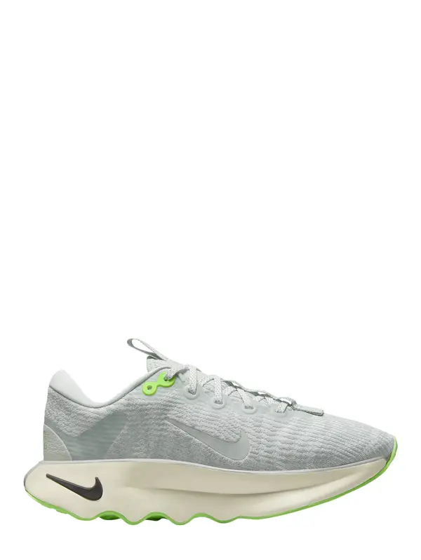 Nike Motiva Sneakers - Silver