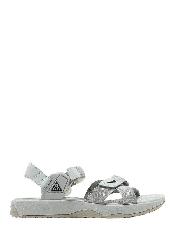 Nike Acg Air Deschutz Sandals - Cream