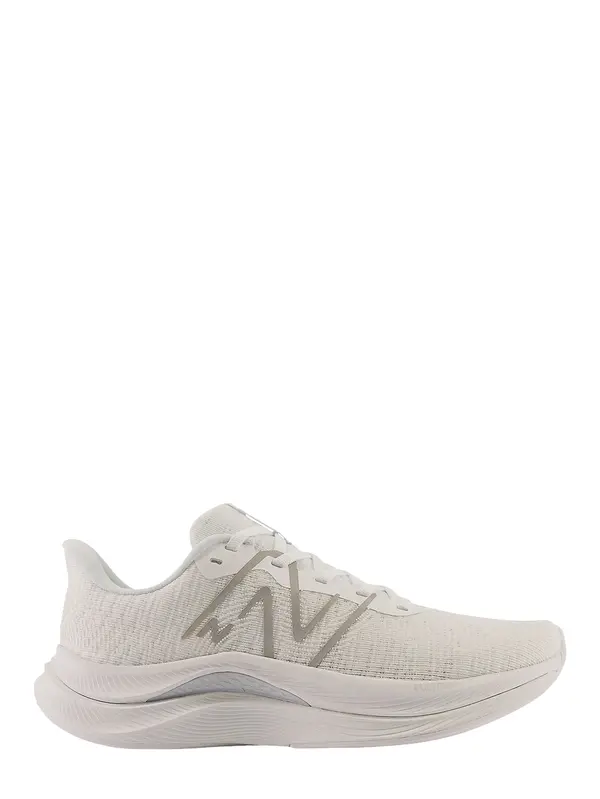 NEW BALANCE Fuelcell Propel V4 Sneakers - White