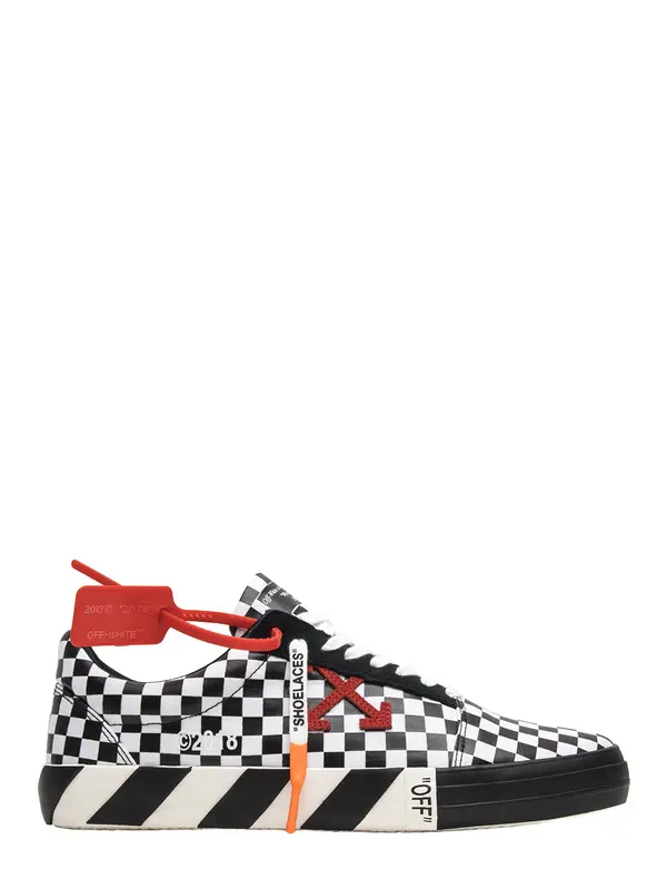Off-White Vulc Low Top Sneakers - White