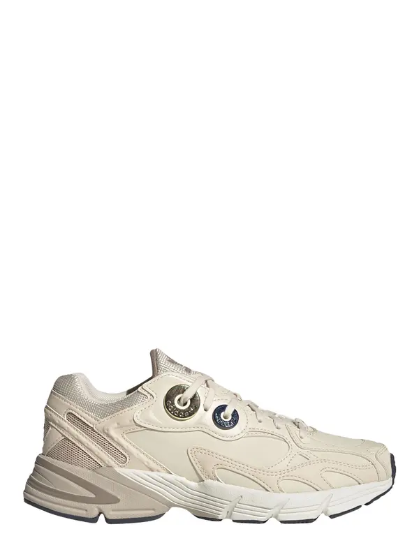 Adidas Astir Sneakers - Cream