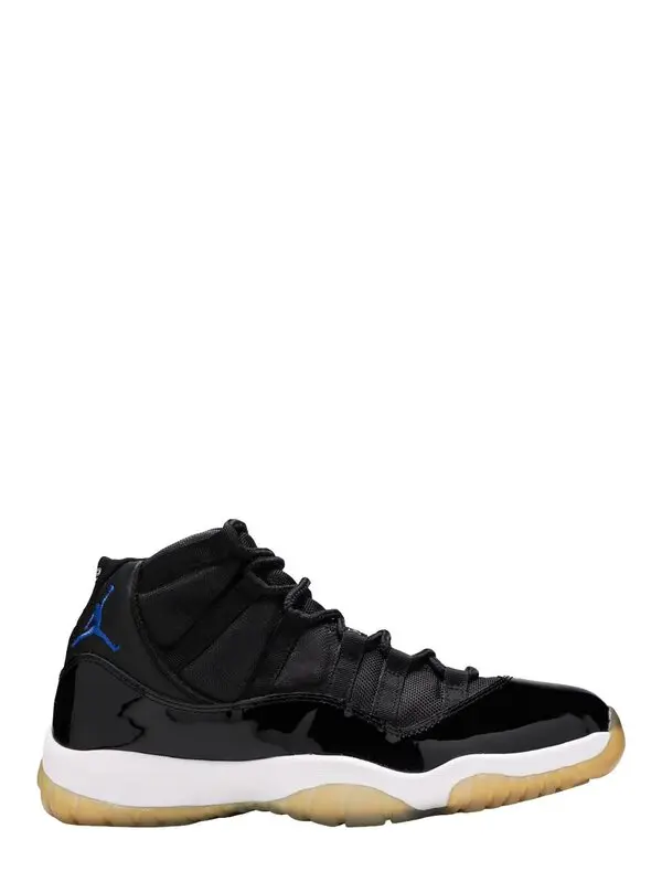 JORDAN 11 Retro Sneakers - Black
