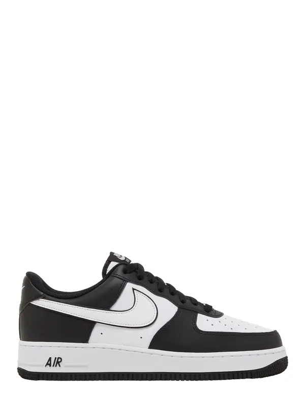 Nike Force 1 '07 Sneakers - Black