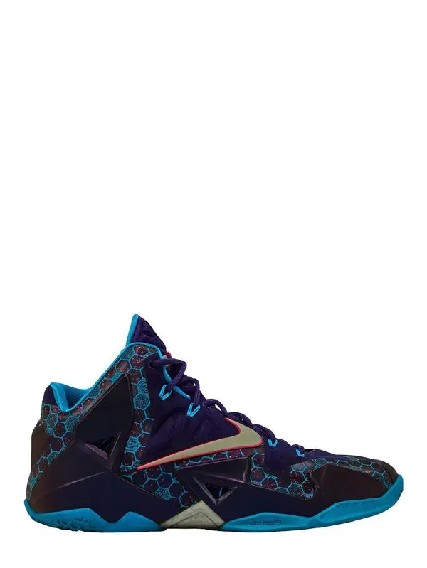 Nike Lebron 'hornets' Sneakers - Purple