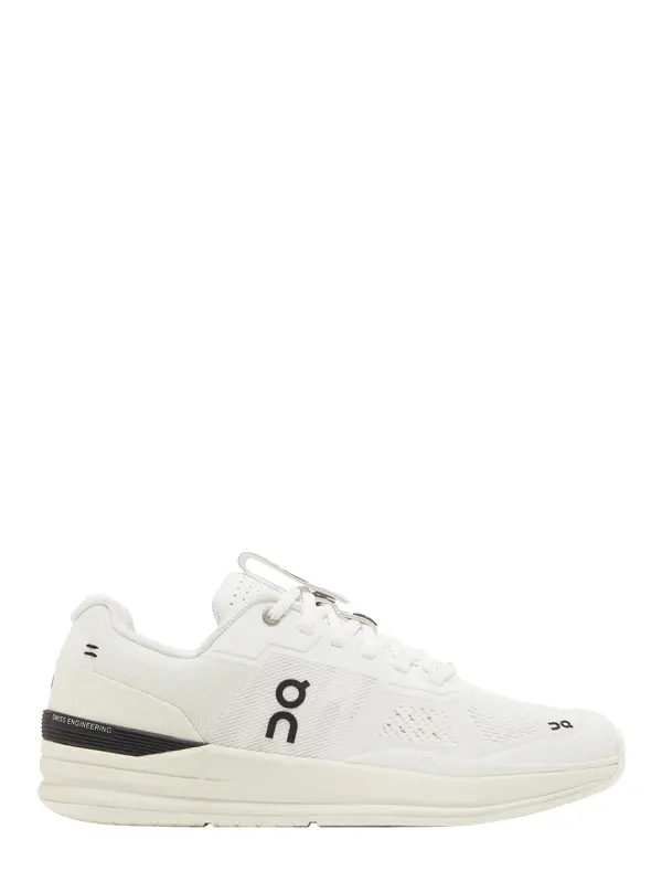 On The Roger Pro Sneakers - White