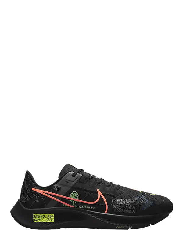 Nike Highsnobiety X Air Zoom Pegasus 38 'berlin Marathon' Sneakers - Black