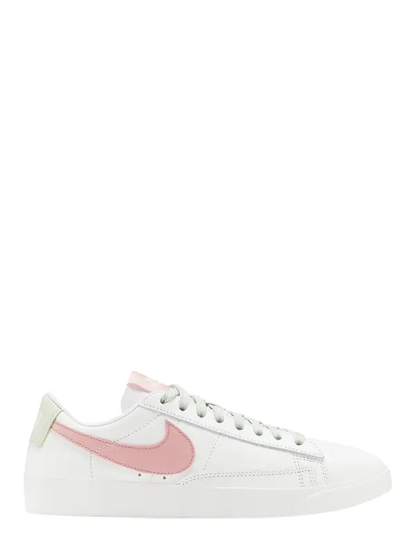 Nike Blazer Low Le Sneakers - White