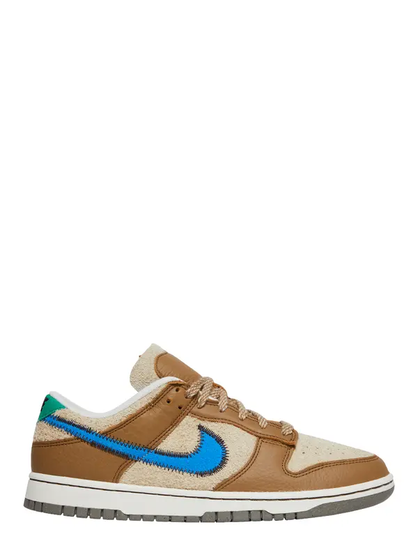 Nike Size? X Dunk Low - Tan