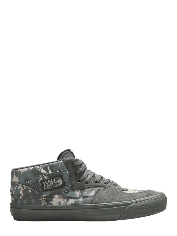 VANS X Wtaps Half Cab Lx 'digi Camo' Sneakers - Grey