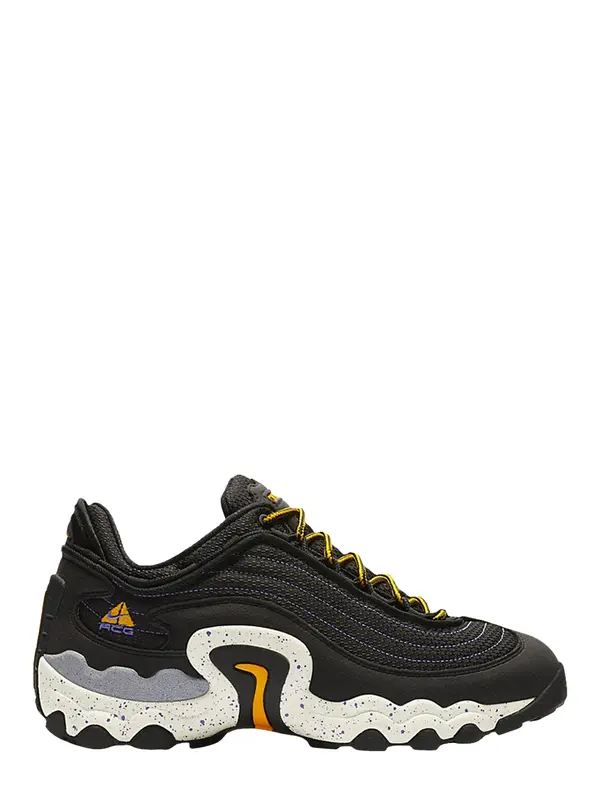 Nike Air Skarn - Black