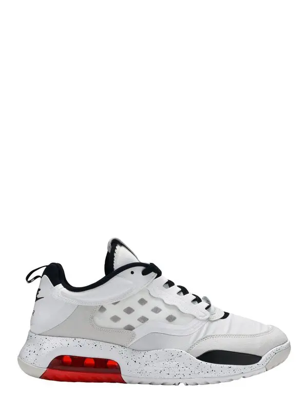 Nike Max 200 Xx Sneakers - White