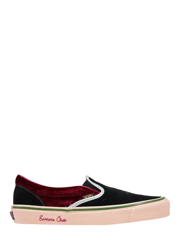 VANS Feature X Classic Slip-on 'sinners Club - Black