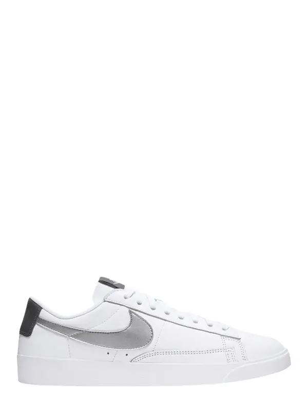 Nike Blazer Low Le Sneakers - White