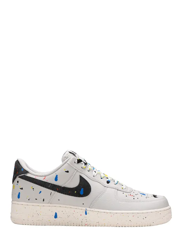 Nike Air Force 1 '07 Lv8 'paint Splatter' Sneakers - White