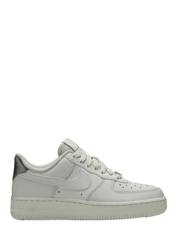Nike Air Force 1 '07 Ess Sneakers - White