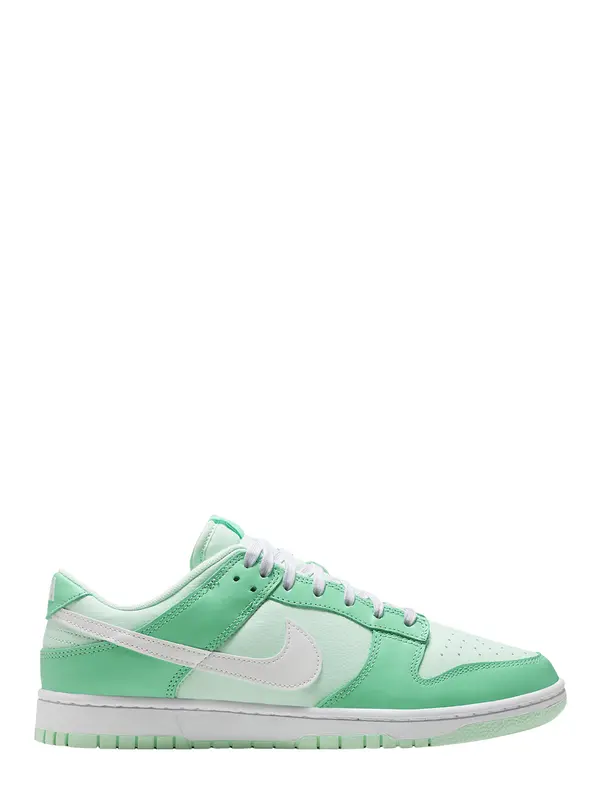 Nike Dunk Low Sneakers - Green